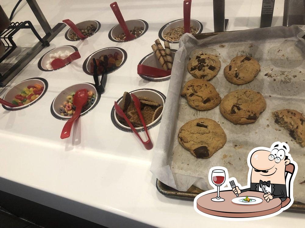 Yogi Castle in Hyattsville - Restaurant menu and reviews