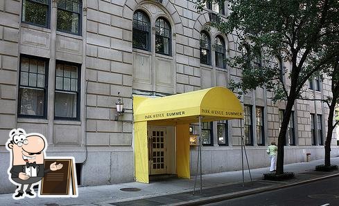 Dorsia, 5 E 19th St in New York City - Restaurant reviews