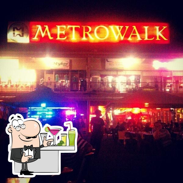 Metrowalk Commercial Complex pub & bar, Pasig - Restaurant reviews
