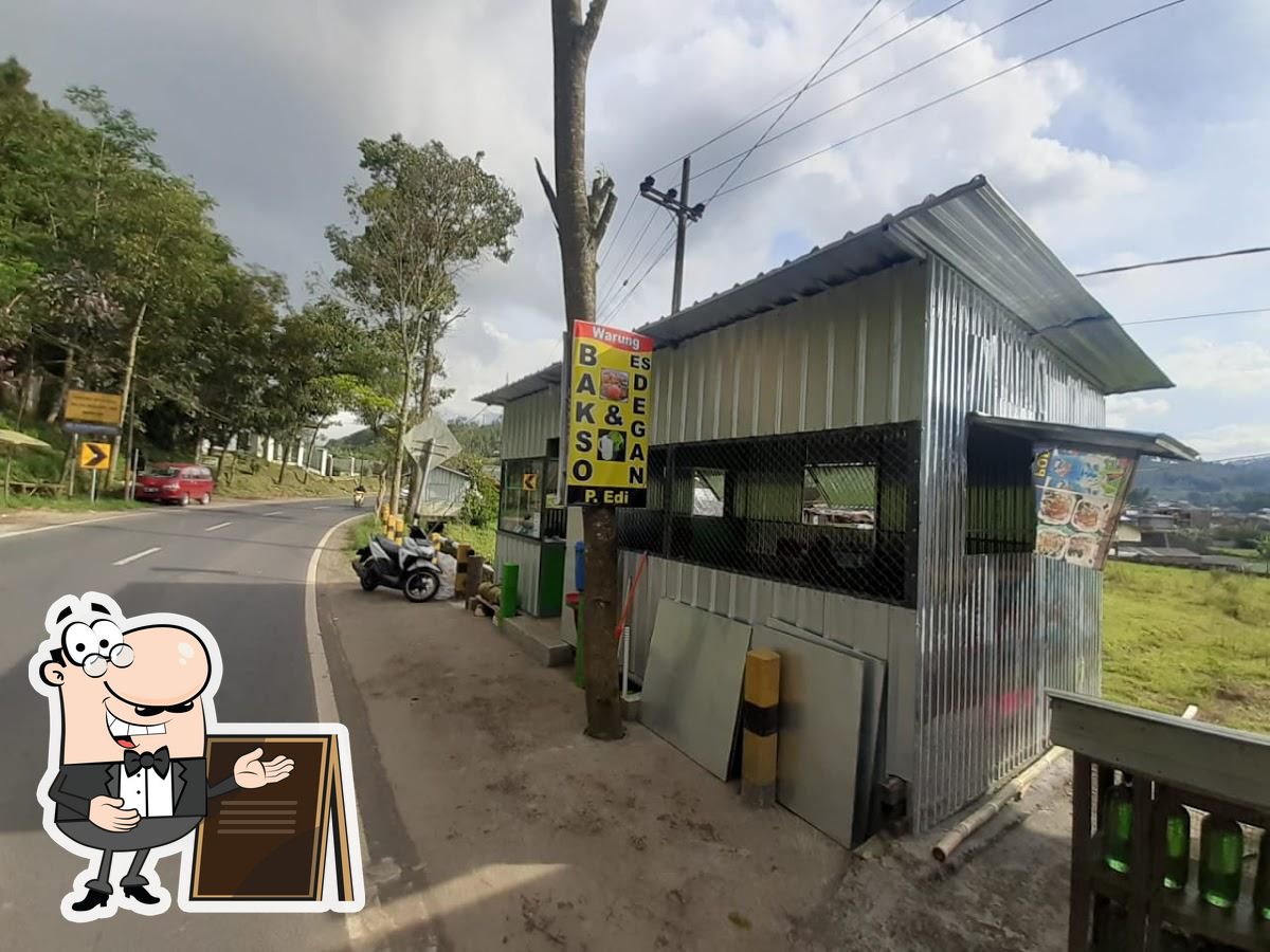 Restaurante Warung Bakso Dan Es Degan Pak Edi, Songgokerto
