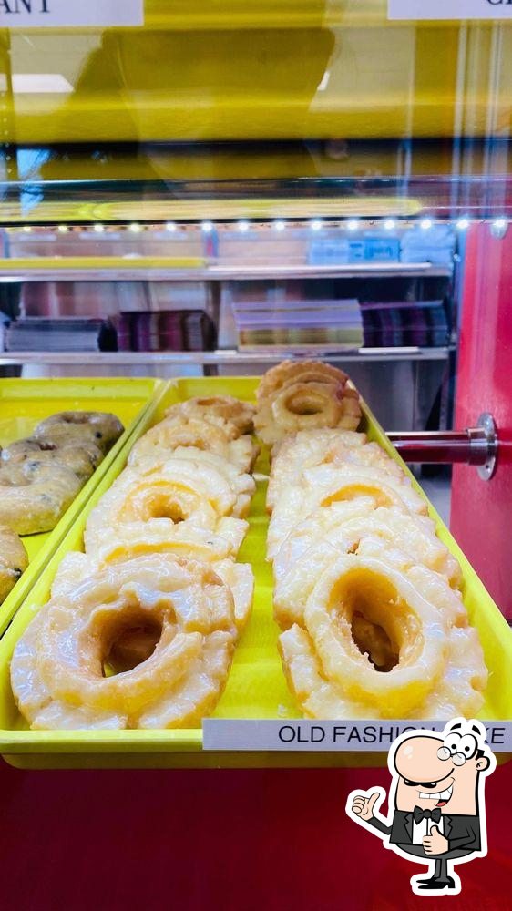 Dee Dee Donuts of Riverside in Riverside - Restaurant menu and reviews