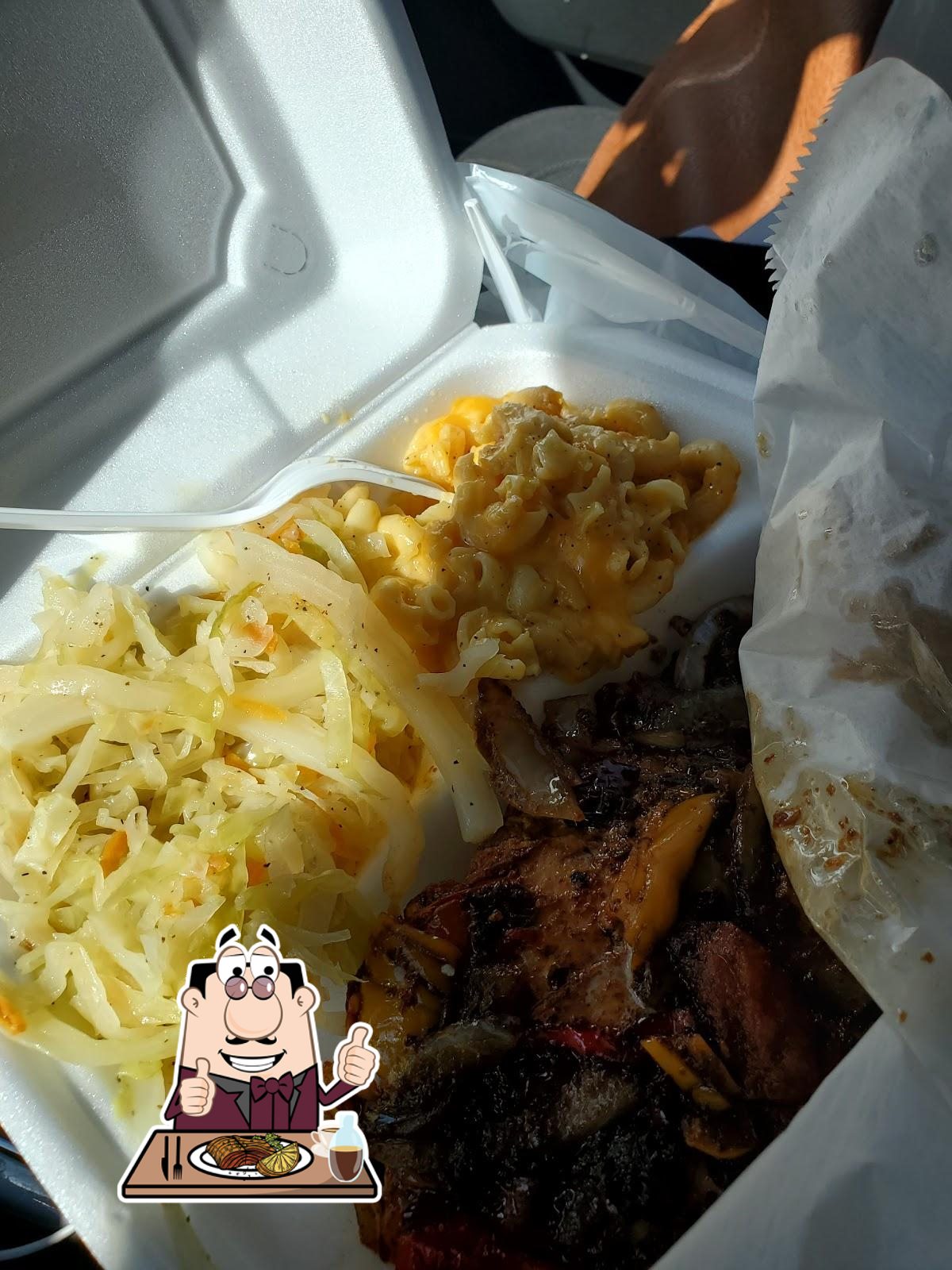 Gee's Caribbean Style in Cincinnati - Restaurant menu and reviews