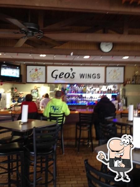 Geo's Wings & More in Belleville - Restaurant menu and reviews