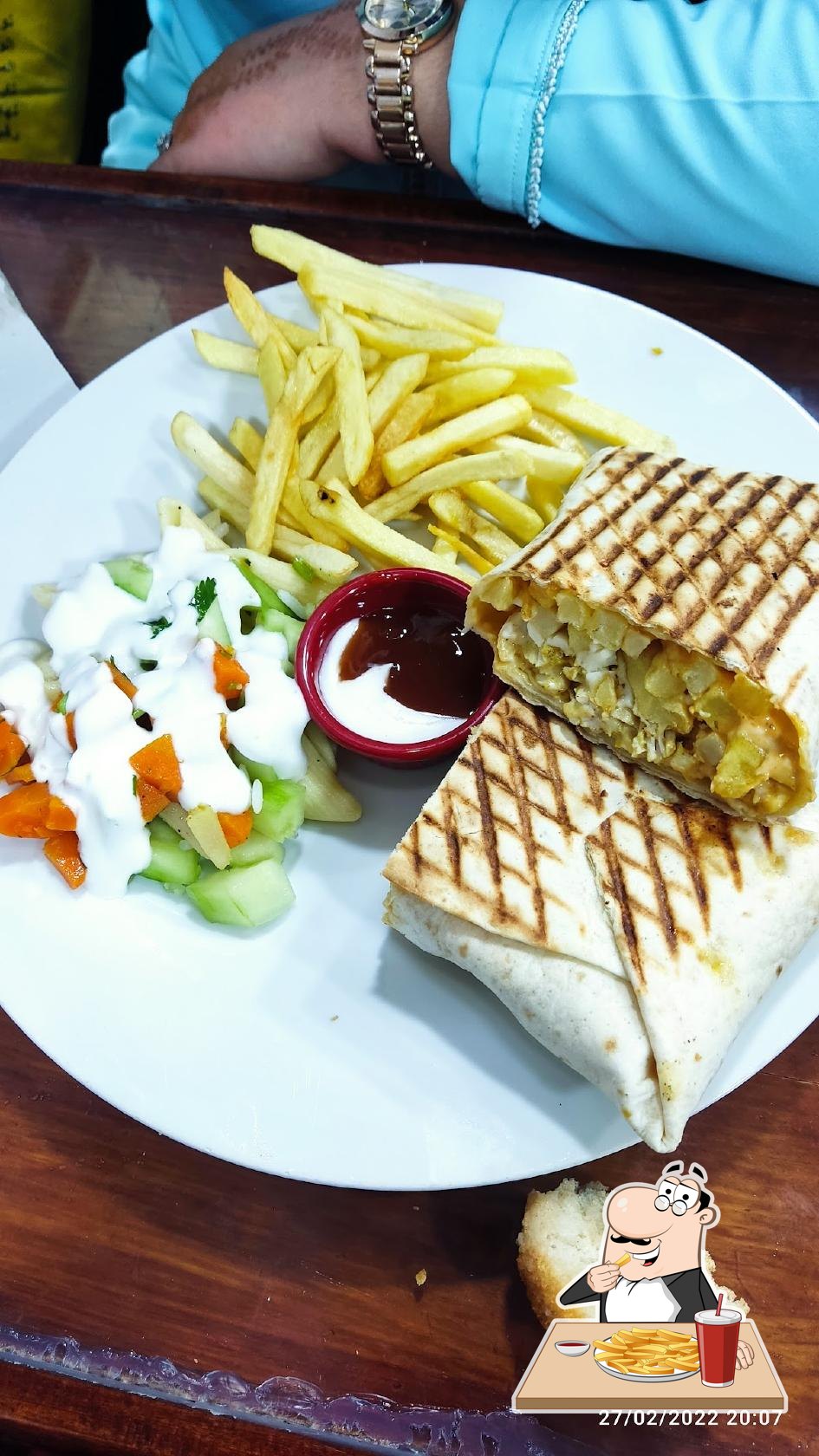 Snack Abdessamad restaurant, Casablanca, HF8C+W6M - Restaurantbewertungen