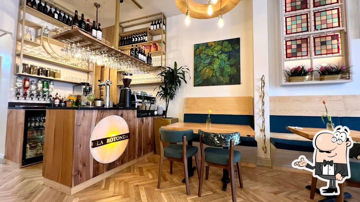 La Rotonda Restaurant in London - Restaurant menu and reviews