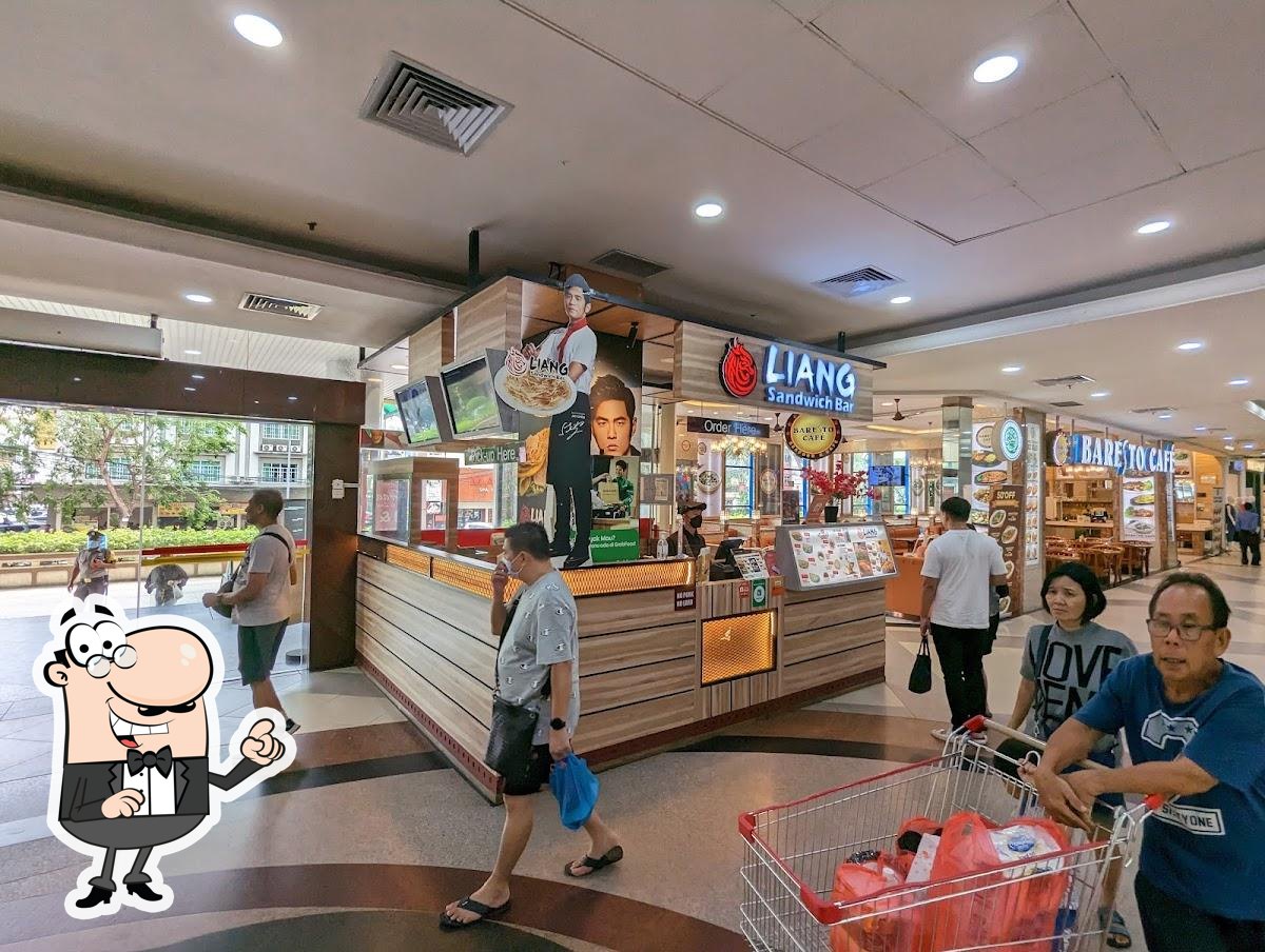 Liang Sandwich Bar BCS Mall, Batam - Restaurant reviews