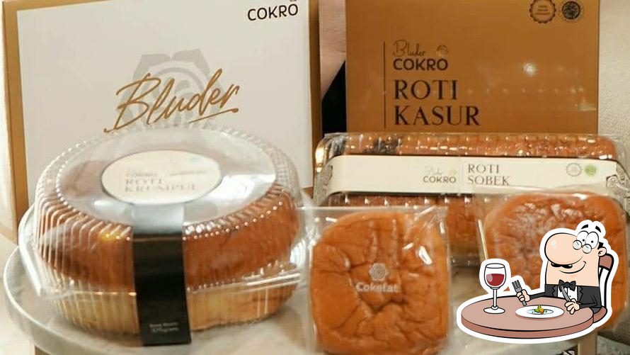 Bluder cokro di jakarta & Pastel Soponyono asli Jatiroto Lumajang ...