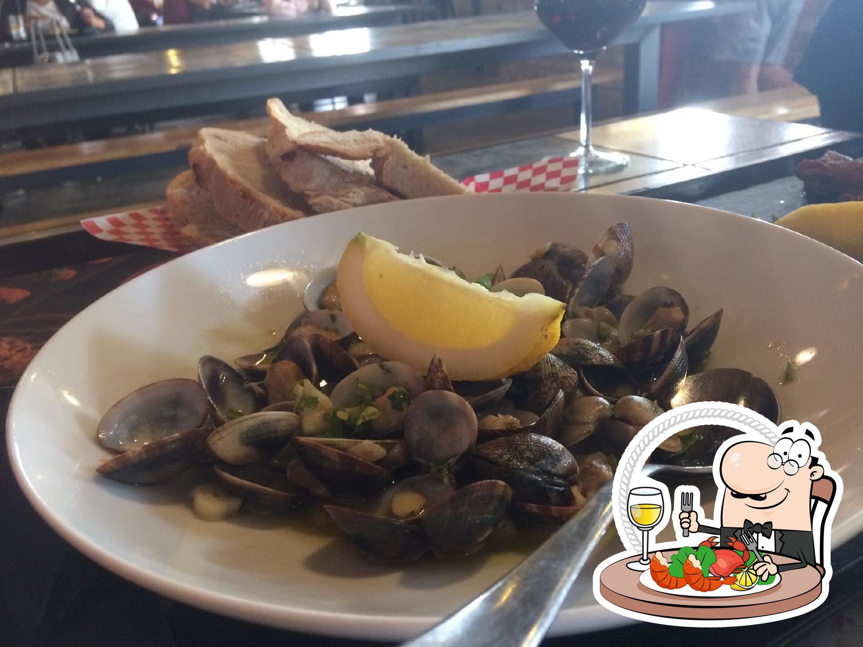 Mercado Da Romeira pub & bar, Almada - Restaurant reviews