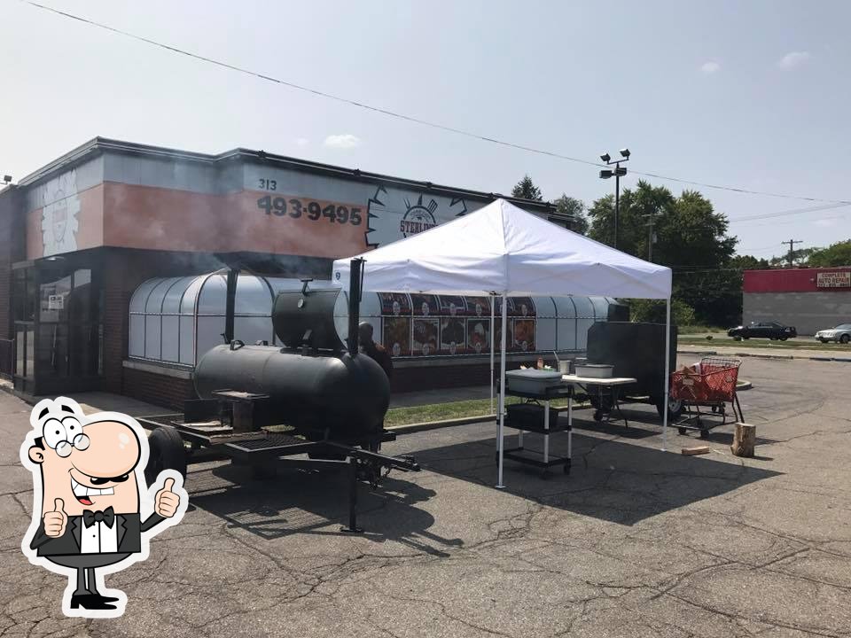 Sterling's Old Style BBQ, 11310 Warwick in Detroit - Restaurant reviews