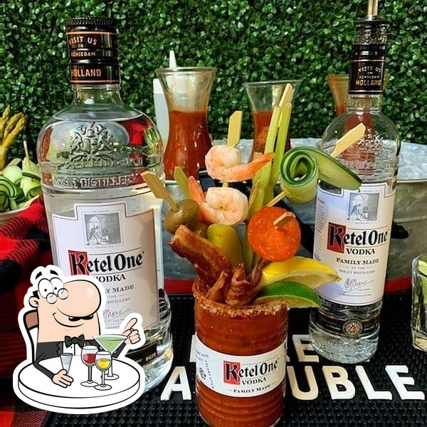 6th Street Restaurant & Sports Bar in Eugene - Restaurant menu and reviews