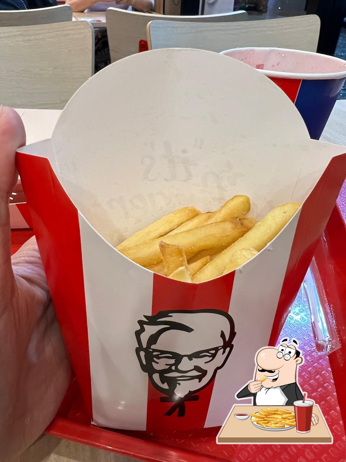 KFC PTT Station Rama 4 restaurant, Bangkok - Restaurant reviews