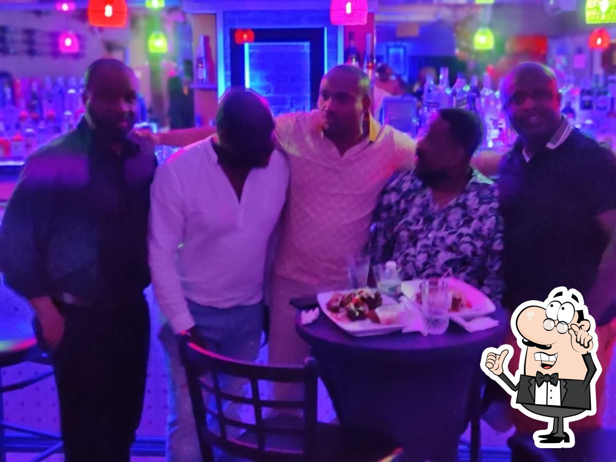 Le Spot Cafe, Elmont - Restaurant menu, prices and reviews