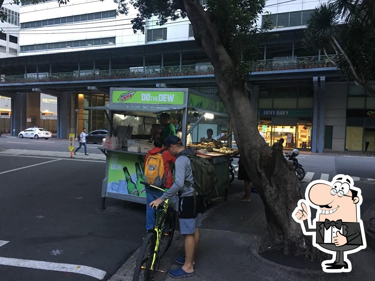 Esteban cor Dela Rosa Jolly Jeep, Makati, 106-102