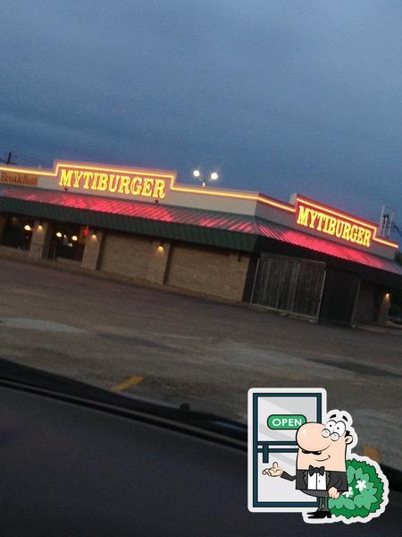 Mytiburger, 9405 Kempwood Dr in Houston - Restaurant menu and reviews