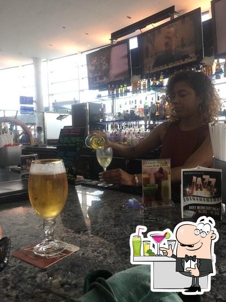 Hudson Blue Bar & View in Weehawken - Restaurant menu and reviews