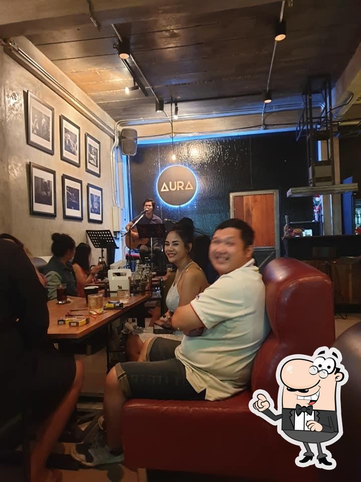 AURA Pub & Club, Bangkok - Restaurant reviews