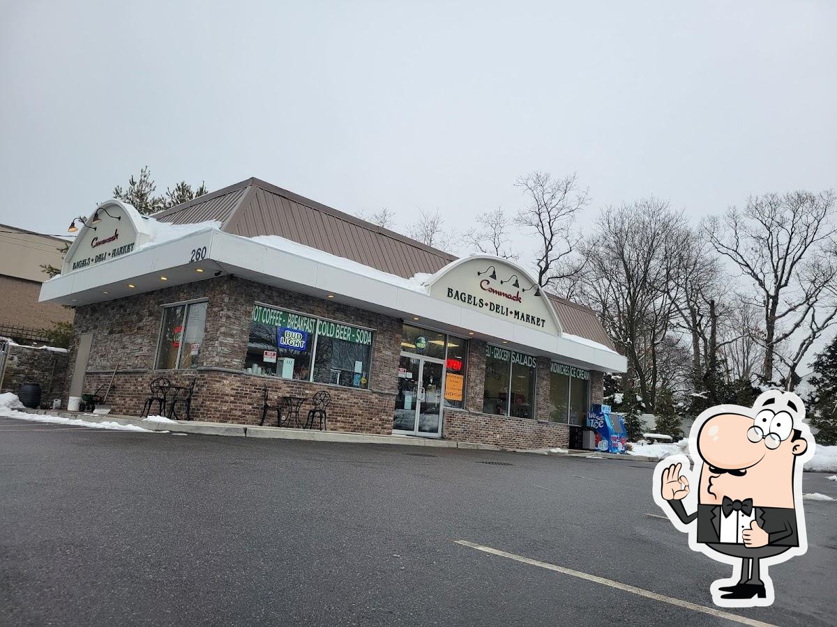 Commack Bagels Deli Market in Commack - Restaurant menu and reviews
