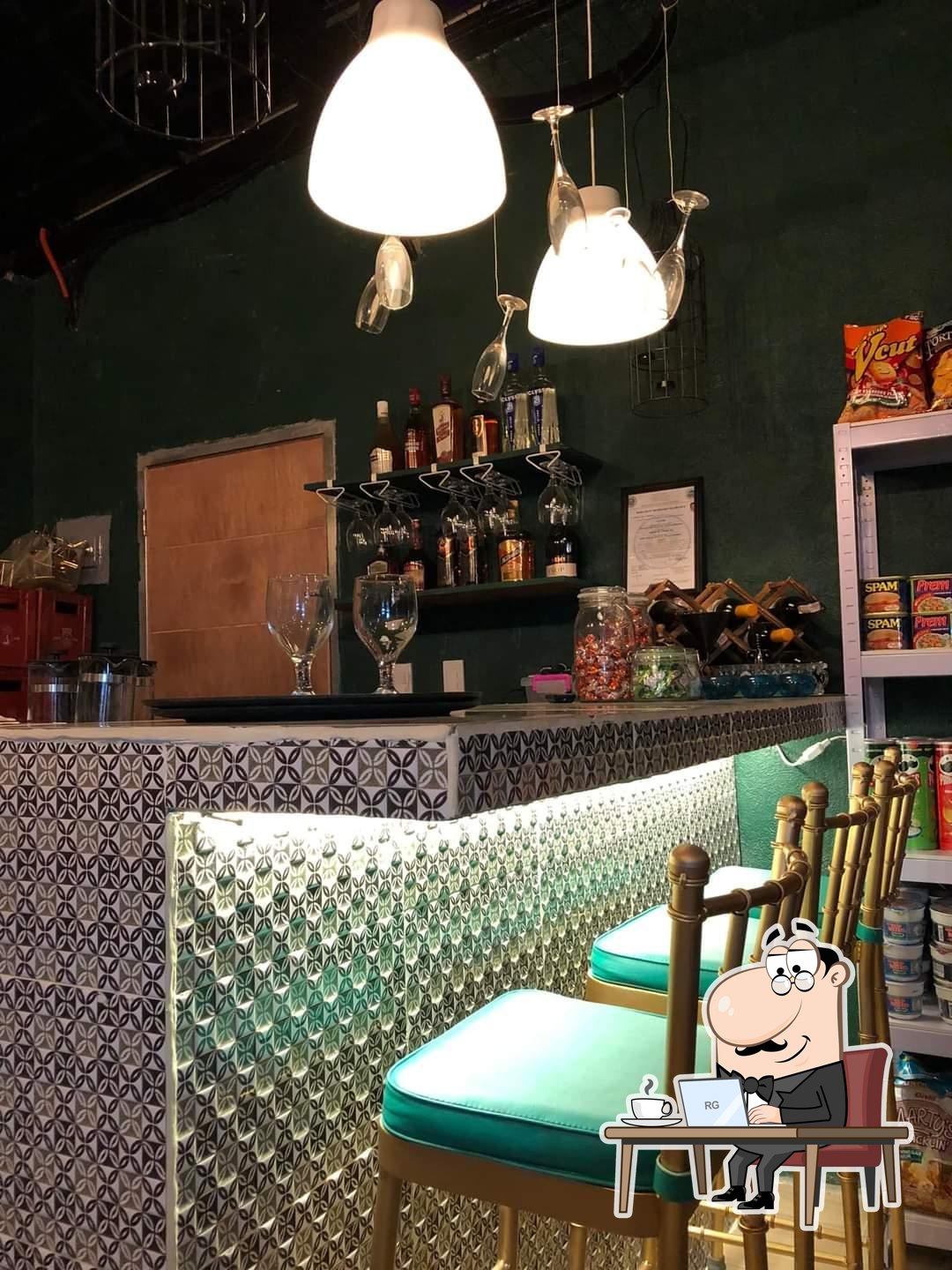 Your Place to Vie pub & bar, Apalit - Restaurant reviews