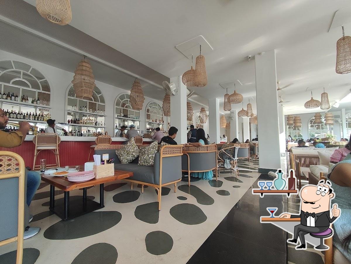Oia Bangalore, Bengaluru - Restaurant reviews