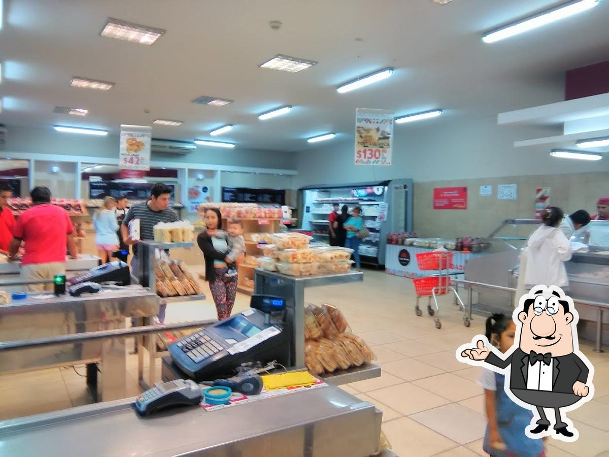 Queen Corrientes, Corrientes, Av. Tte. Ibañez 842 - Restaurant reviews