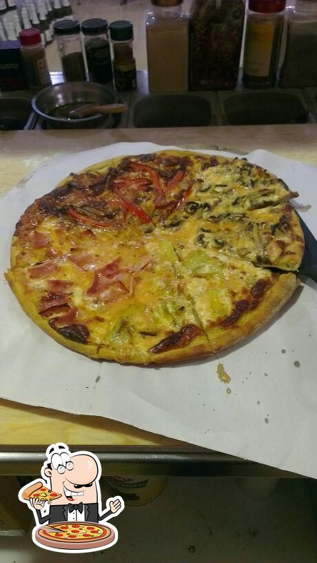 The Beatles Pizza pizzeria, Medellín - Restaurant reviews