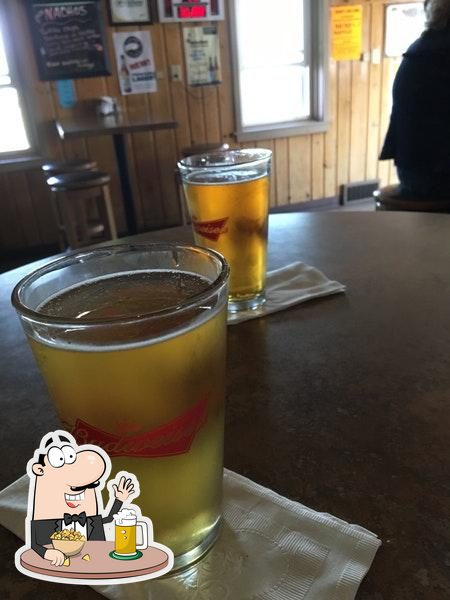 Countryside Bar & Grill, W5302 State Road 114 in Harrison - Restaurant ...