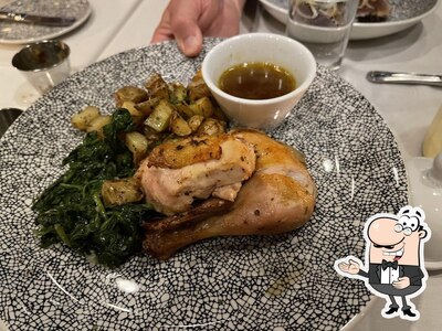 Bar Reverie, Greenville - Restaurant menu, prices and reviews