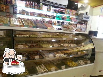 Shri Balaji bakery, Delhi, Palam - Restaurant menu, prices and reviews