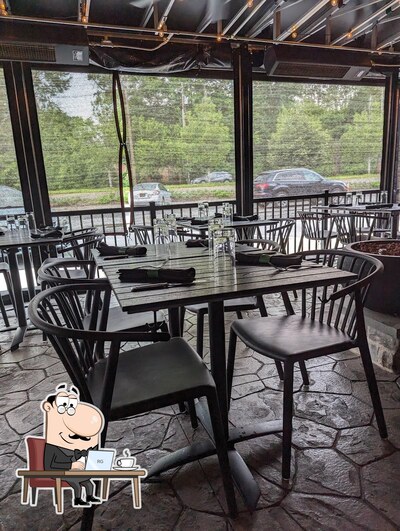 Bar Reverie, Greenville - Restaurant menu, prices and reviews