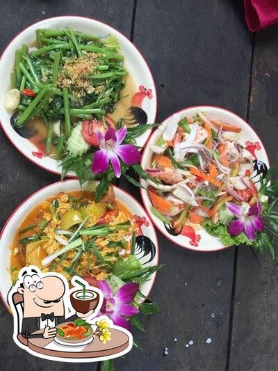 Halal May & Zin Restaurant, Ao Nang - Restaurant menu, prices and reviews
