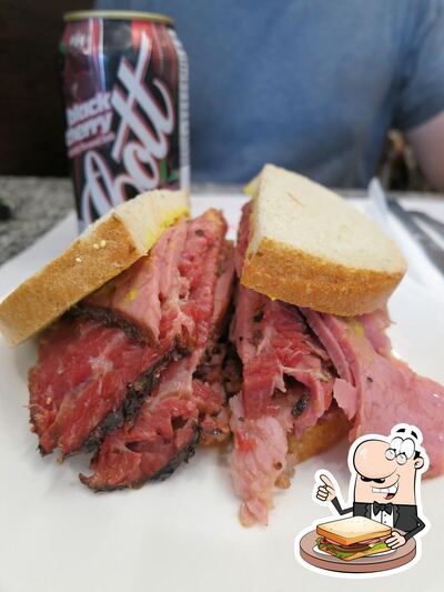 Snowdon Deli, Montréal, Snowdon - Restaurant menu, prices and reviews