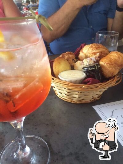 Le Zoo, Miami Beach - Restaurant menu, prices and reviews