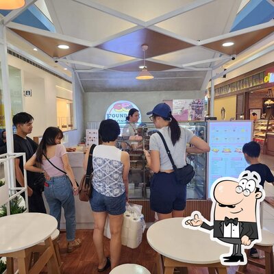 Founders Donuts - SM Sucat, Parañaque - Restaurant menu, prices and reviews