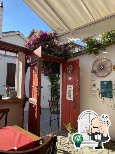 Huni Cafe & More, Izmir - Restaurant menu, prices and reviews