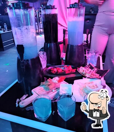 Moon Club, Dasmariñas - Restaurant menu, prices and reviews