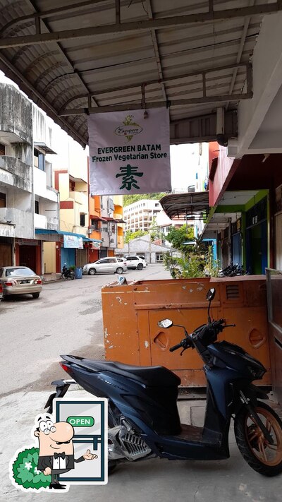 Evergreen Batam Vegetarian Frozen Store, Batam - Restaurant menu ...