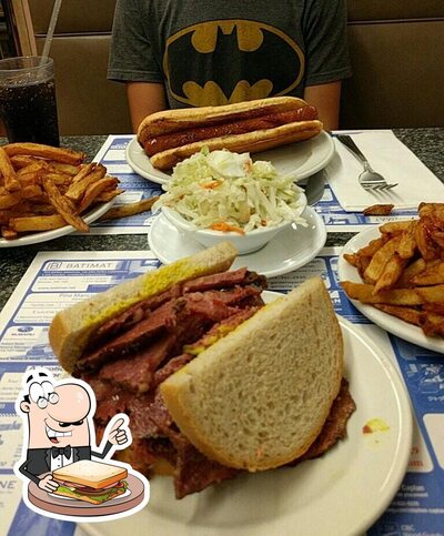 Snowdon Deli, Montréal, Snowdon - Restaurant menu, prices and reviews