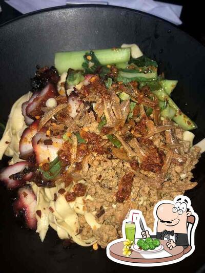 Two Hand Noodle Shop, Como - Restaurant menu, prices and reviews
