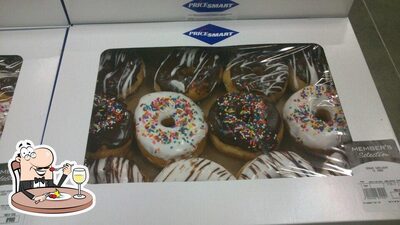 PriceSmart Food Court, Cali - Restaurant menu, prices and reviews