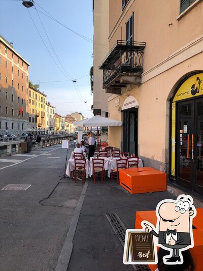 Roxanne cafe, Milan - Restaurant menu, prices and reviews
