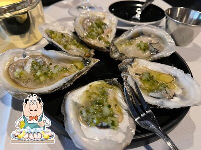 Bar Reverie, Greenville - Restaurant menu, prices and reviews