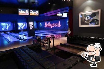 Lucky Strike Hollywood, Los Angeles, Hollywood/Highland - Restaurant ...