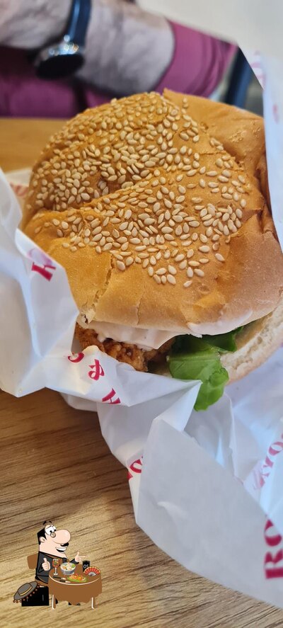 Royal Fish & Chicken, Tirana - Restaurant menu, prices and reviews
