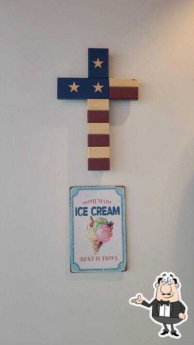 Howdy Homemade Ice Cream, Aurora - Restaurant menu, prices and reviews
