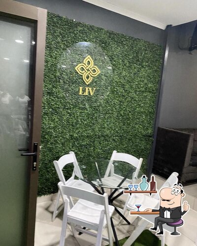 LIV Lounge Yeoville, Johannesburg - Restaurant menu, prices and reviews