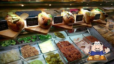 Deli Dogs, Windsor - Restaurant menu, prices and reviews