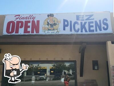 Ez Pickens, Hesperia - Restaurant menu, prices and reviews