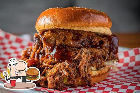 Lucy's, 4570 N Broadway Ave in Chicago - Restaurant menu and reviews
