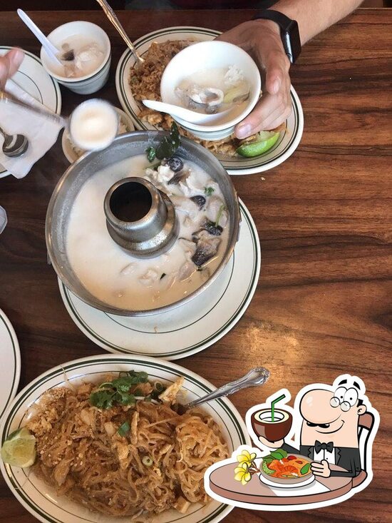 Menu at Khun Khao Thai Restaurant, Los Angeles