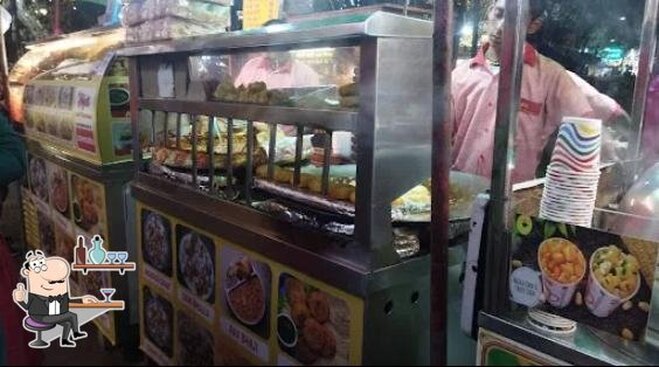 New Moti Chat Bhandar, New Delhi - Restaurant menu, prices and reviews